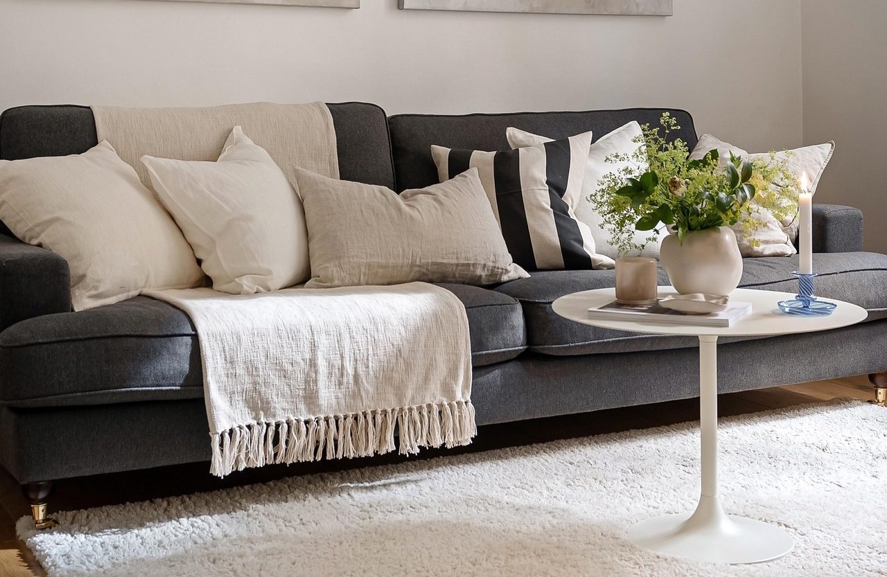 Fundas decorativas: cómo cambiar el estilo de tu hogar fácilmente